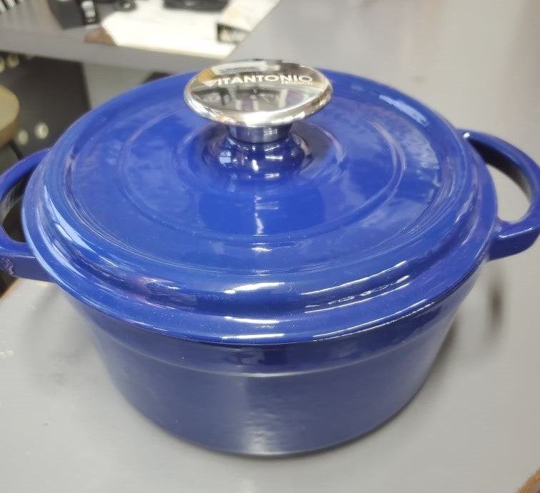 Vitantonio Blue Enamel Cast Iron Dutch Oven – Relish Cooking Studio